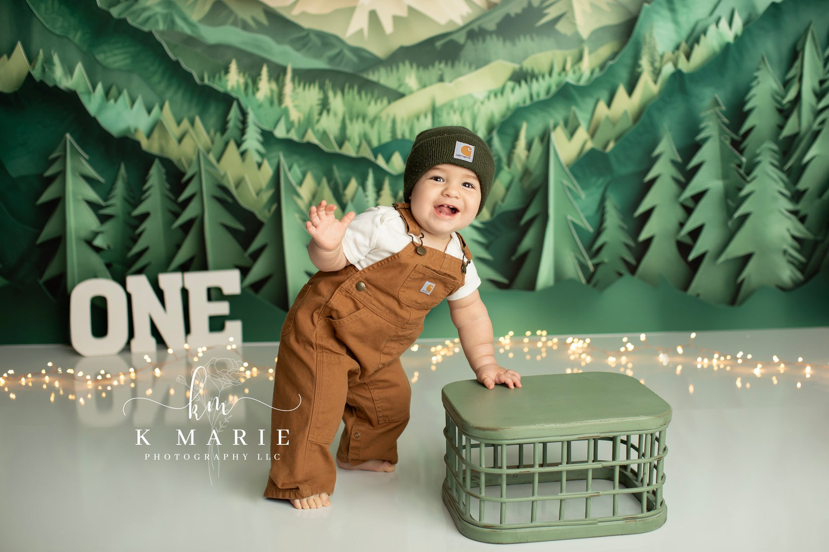 Rolling Green Mountains – r2backdrops