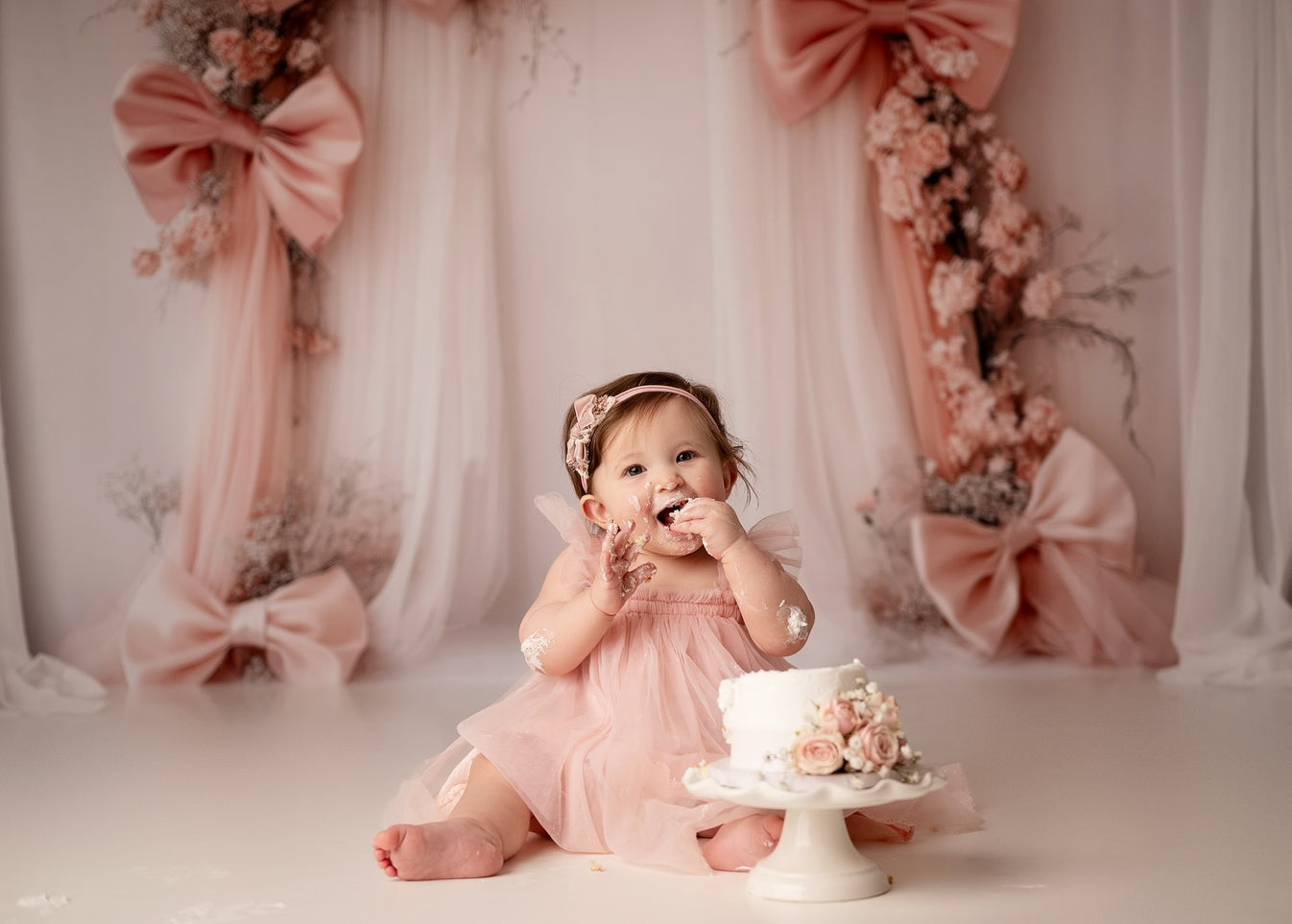 Bow Arch – r2backdrops