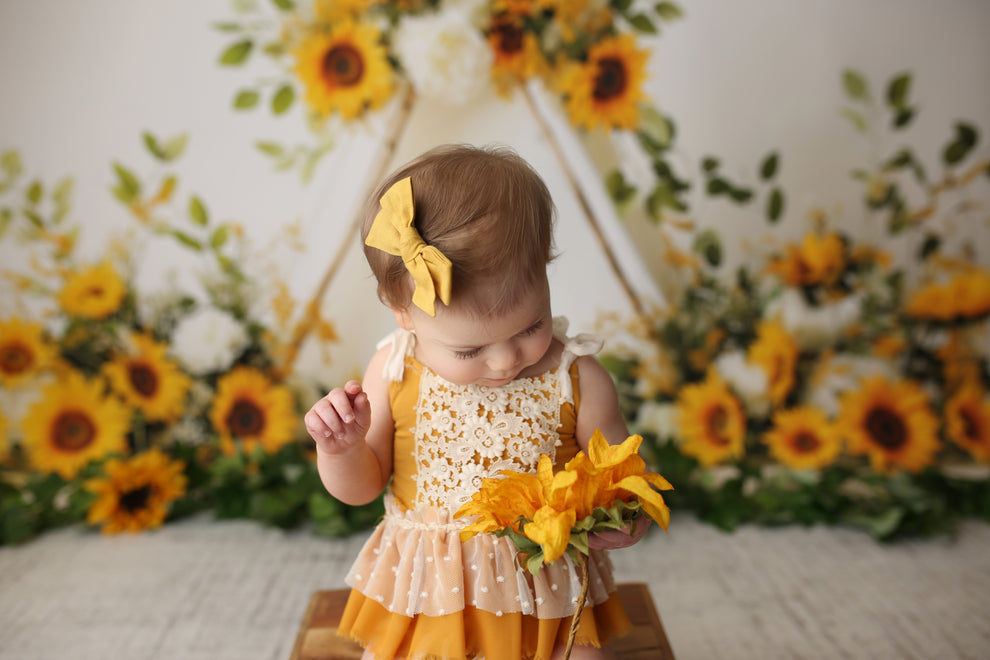 Sunflower Tent – r2backdrops