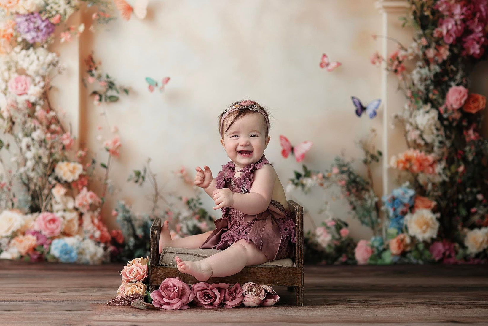 Floral Butterfly Arch – r2backdrops