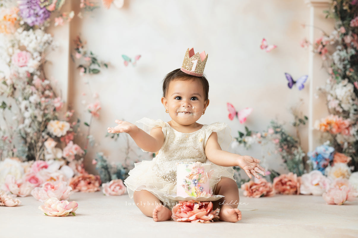 Floral Butterfly Arch – r2backdrops