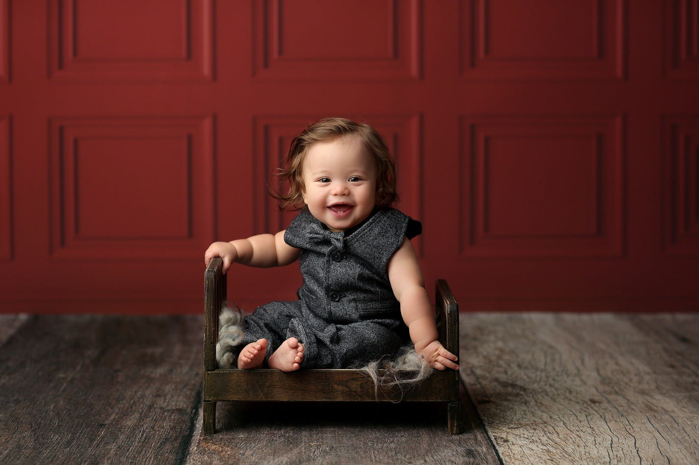 Crimson Wainscoting – r2backdrops