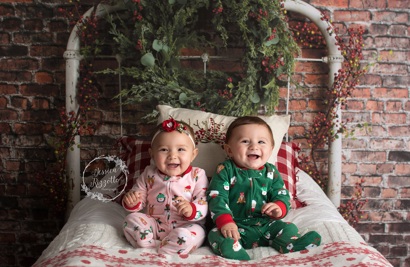 Joy Headboard (without Trees) – r2backdrops