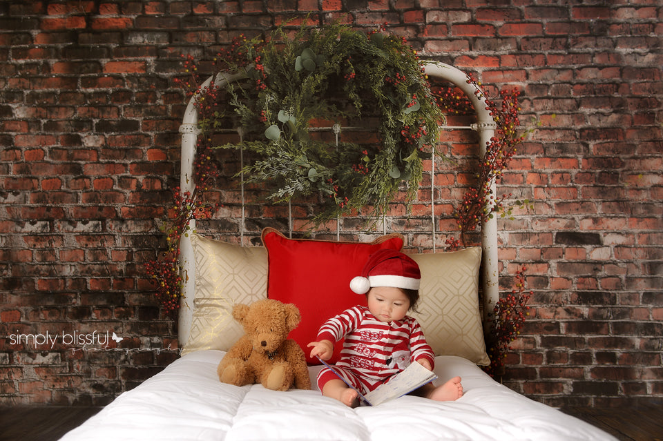 Joy Headboard (without Trees) – r2backdrops